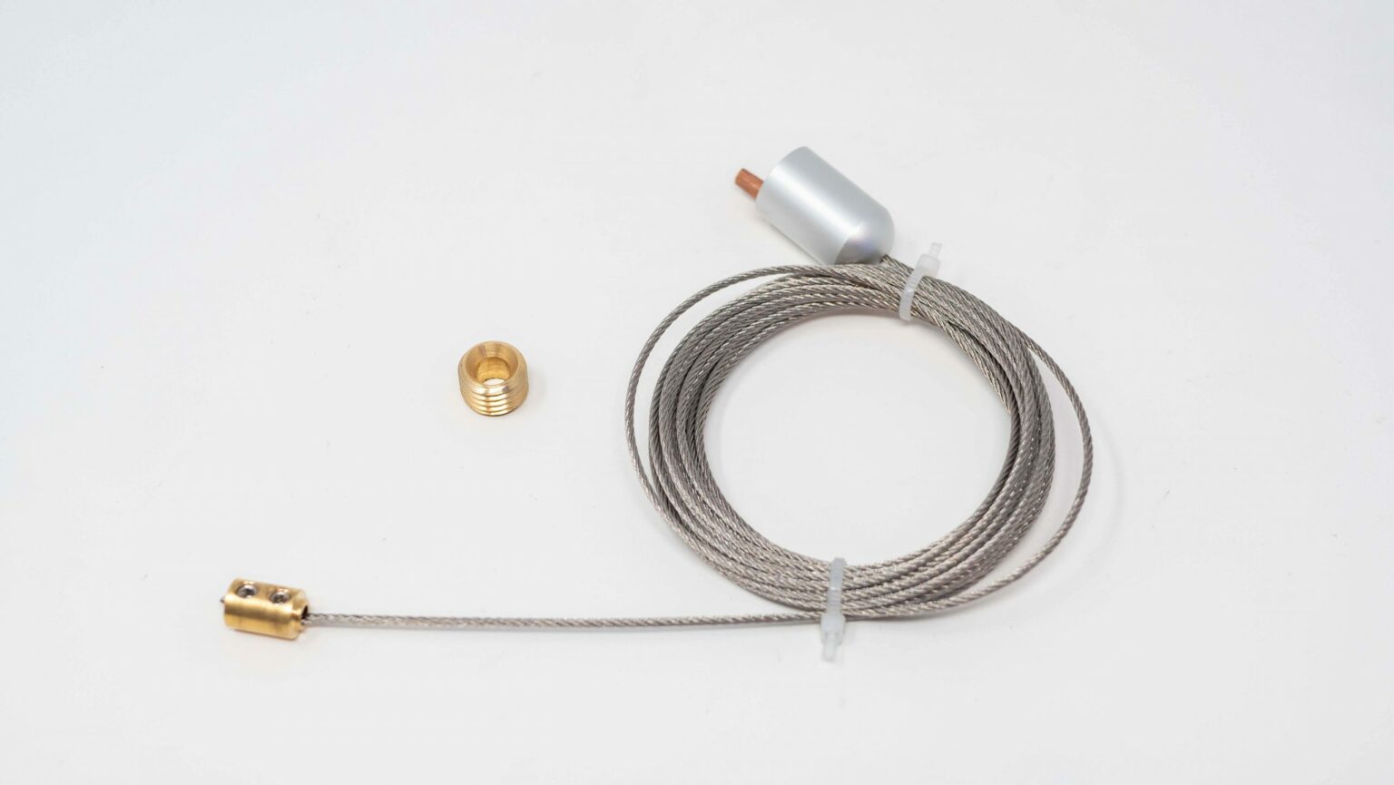 4m Fully Adjustable Suspended Ceiling Light Kit - Sound Dynamics